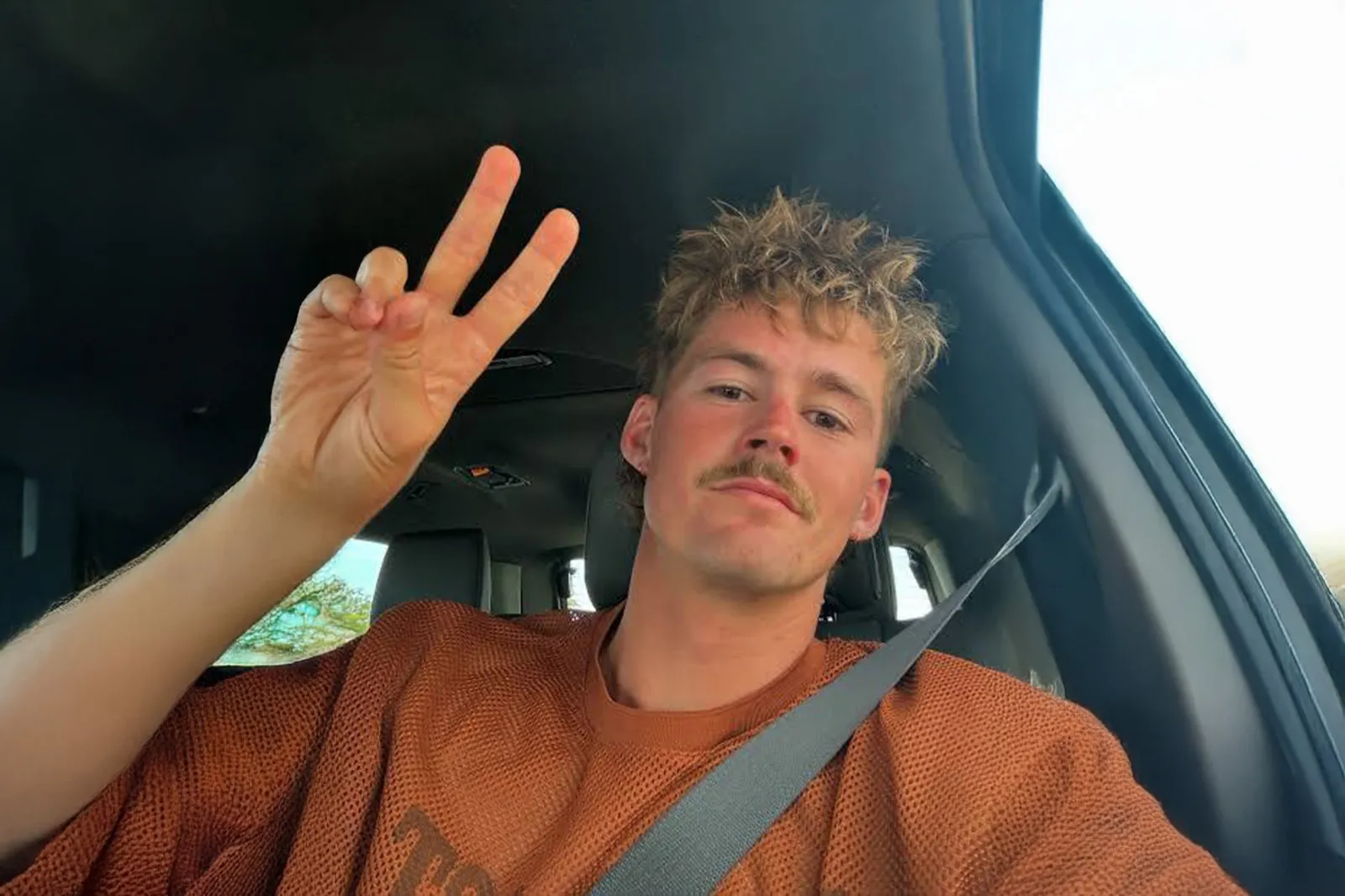 Forrest Frank Dove Awards — Artist of the Year Skips Ceremony